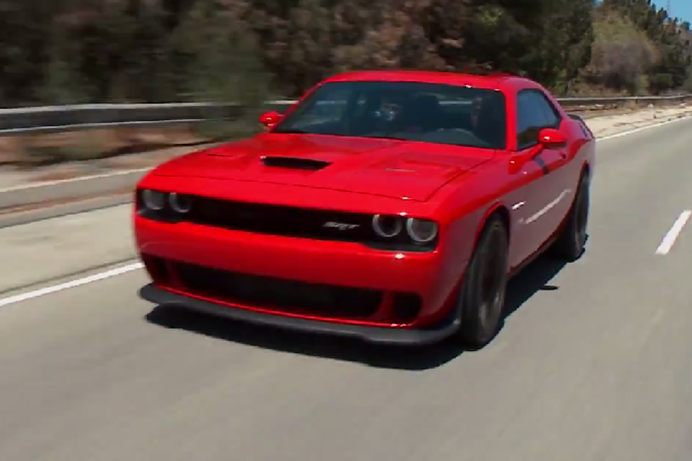 Vídeo: Jay Leno prueba el Dodge Challenger SRT Hellcat de 707 CV ...