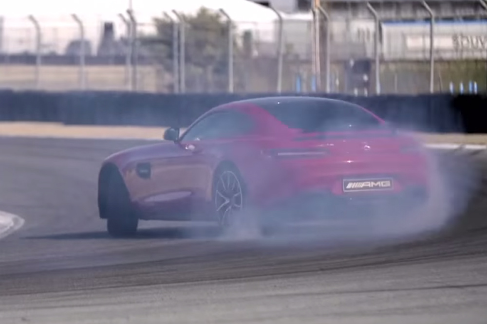 Vídeo: Chris Harris destroza neumáticos con el Mercedes-AMG GT S ...