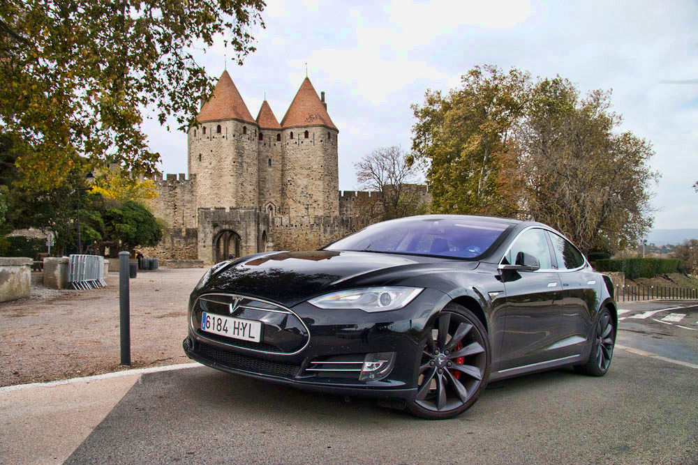 PRUEBA: Tesla Model S P85+ - Periodismo del Motor