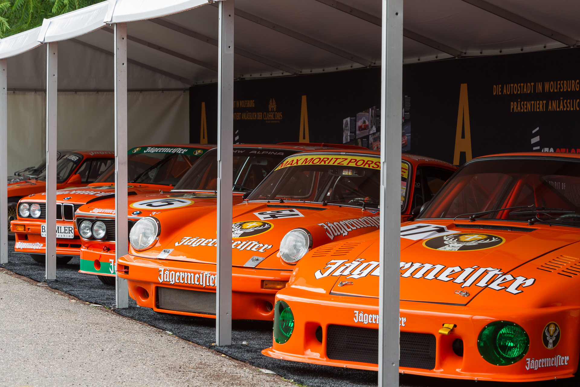 Jägermeister, el famoso licor de hierbas que apoyó el automovilismo ...