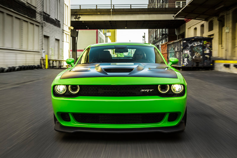 18 coches deportivos a los que el verde les sienta como anillo al dedo