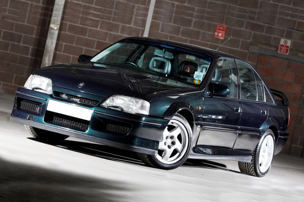 A subasta este espectacular Opel Lotus Omega de 1991