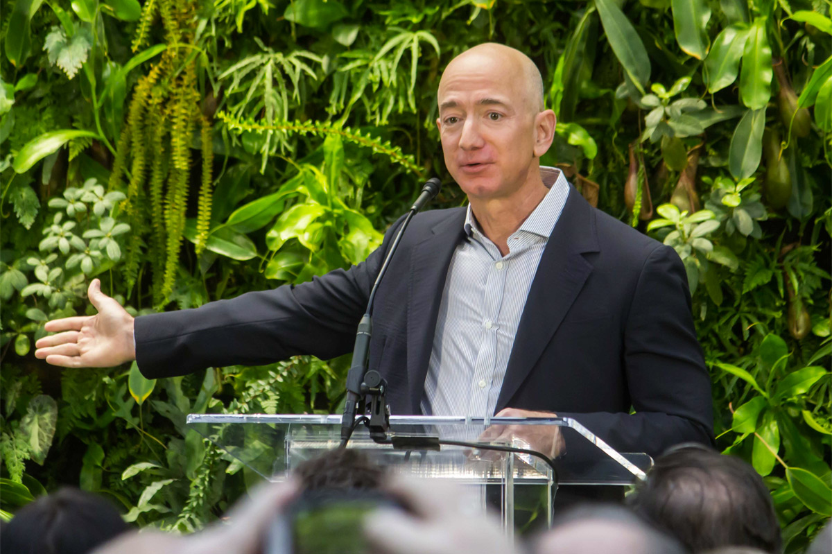 Los coches de Jeff Bezos, fundador de Amazon - Periodismo del Motor