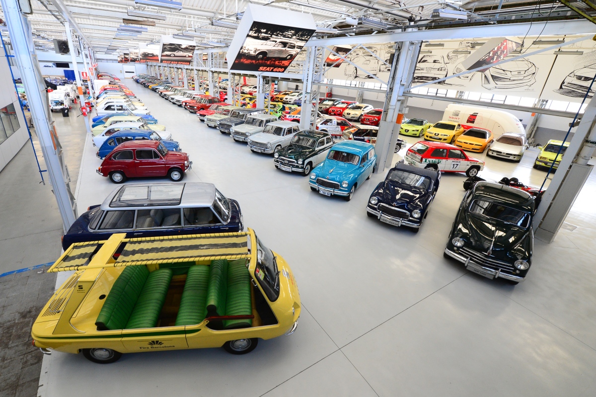 Nave A122 de SEAT, las instalaciones que albergan la colección ...