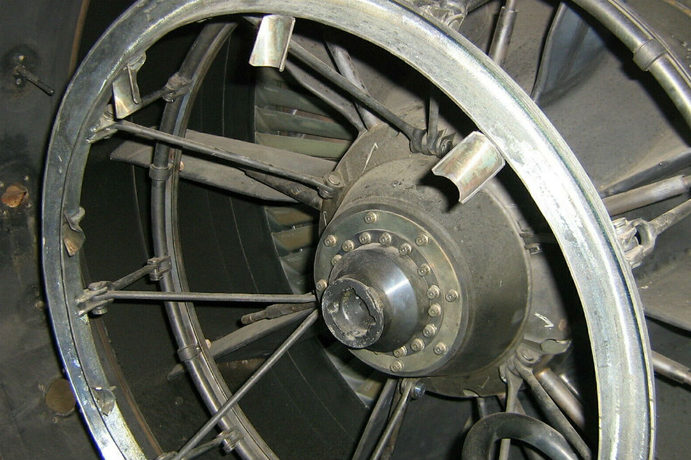 A la venta un motor de Concorde, el avión a reacción supersónico ...