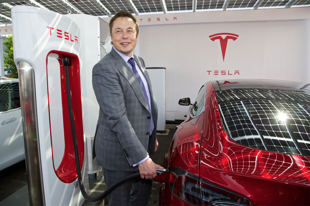 Elon Musk 'trolea' a Ford en Twitter - Periodismo del Motor