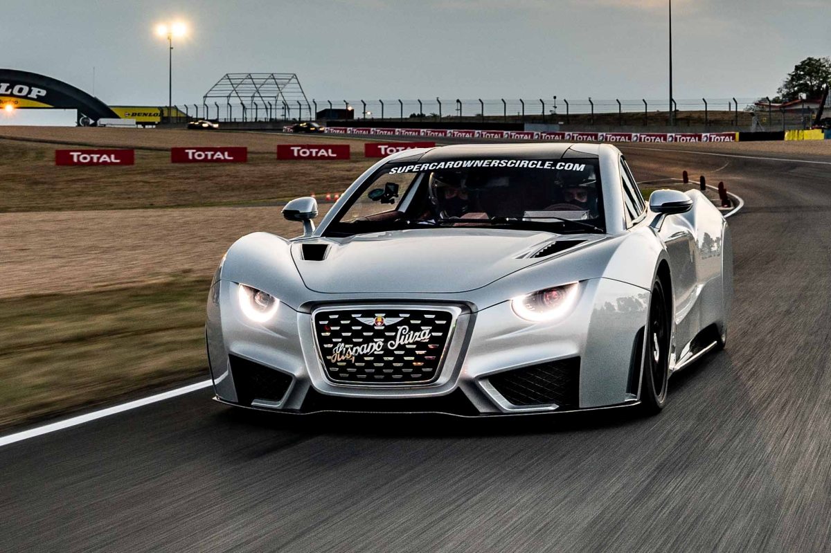 El Hispano Suiza Carmen rueda en el circuito de Le Mans