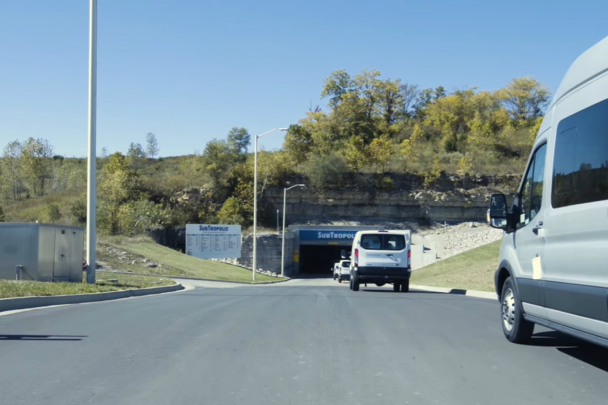 Bienvenidos a SubTropolis: un complejo empresarial con una red de ...