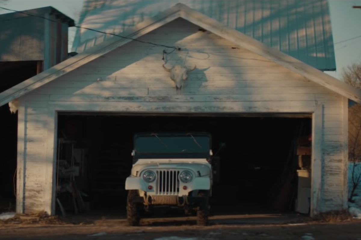Bruce Springsteen debuta en la Super Bowl a bordo de su Jeep ...