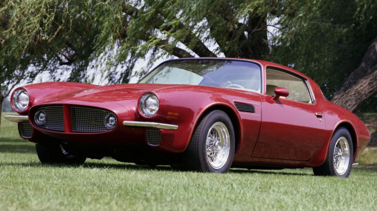 El día que GM puso un V12 de Ferrari en el Pontiac Pegasus Concept
