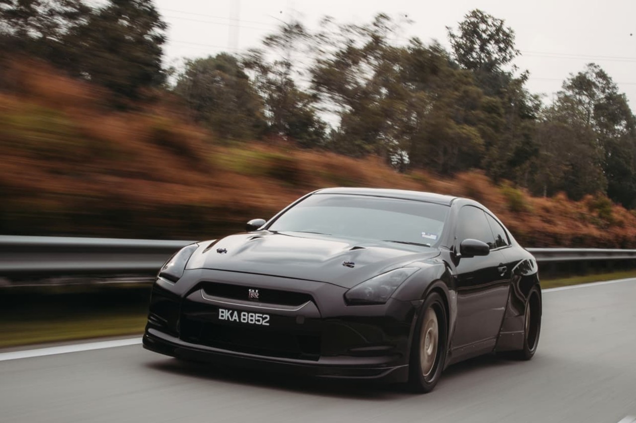 Transforma su Infiniti G35 Coupe en un Nissan GT-R - Periodismo del Motor