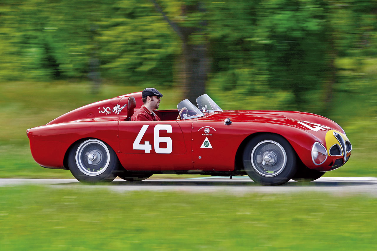 PRUEBA: Alfa Romeo 6C 3000 CM de Juan Manuel Fangio - Periodismo del Motor