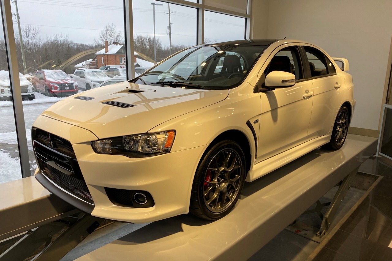 A la venta un Mitsubishi Lancer EVO Final Edition de 2015 sin estrenar