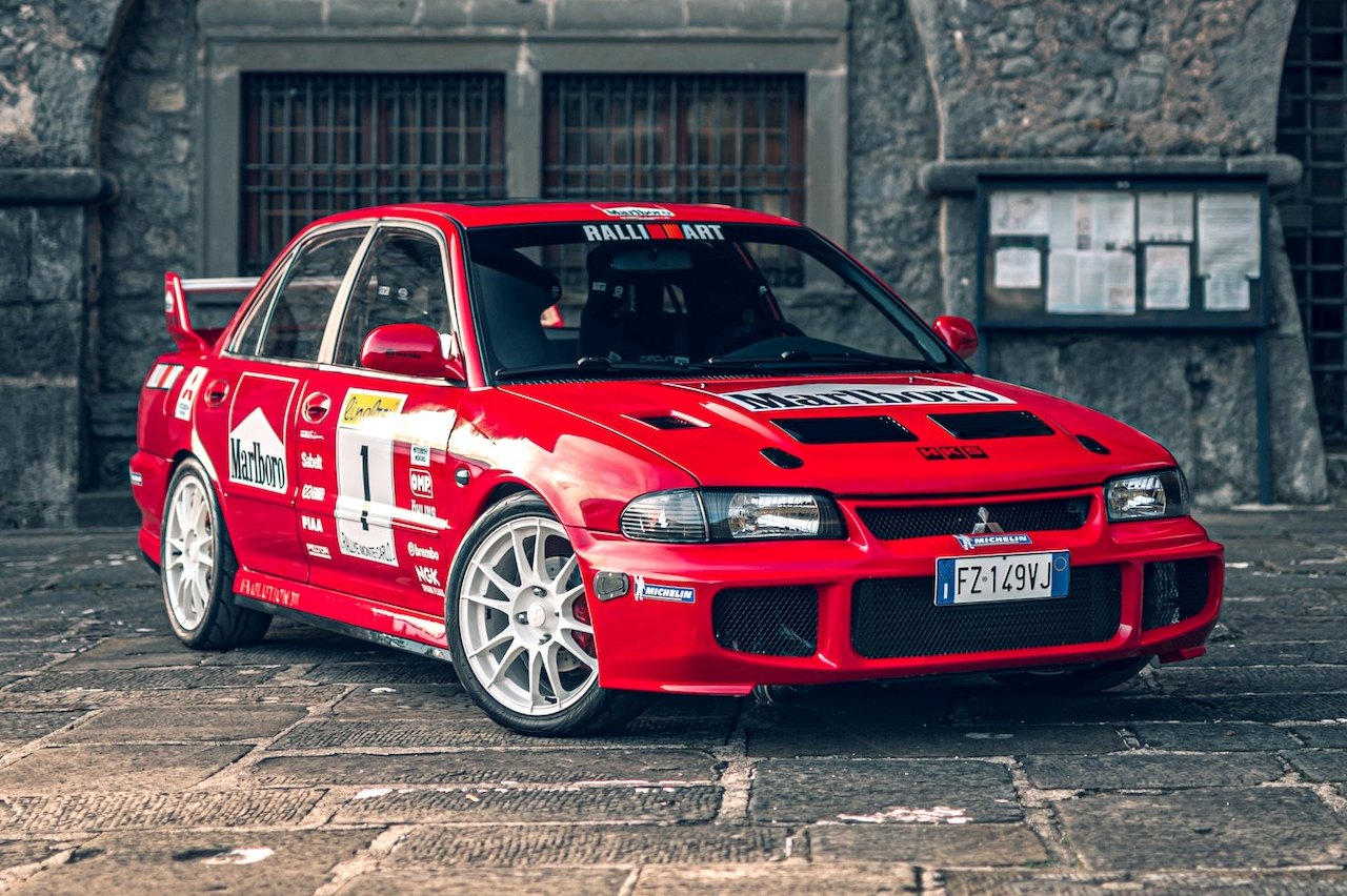 A subasta este Mitsubishi Lancer EVO II de 1994 - Periodismo del Motor
