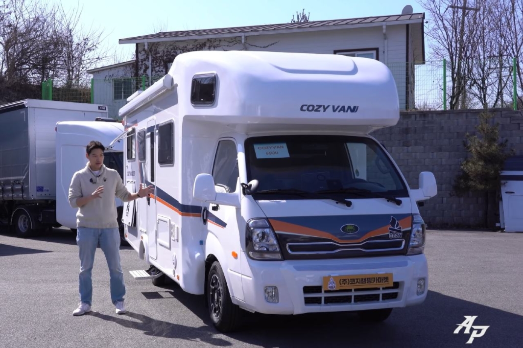 La Cozy Van es una camper que está basada en una Kia Bongo - Periodismo ...