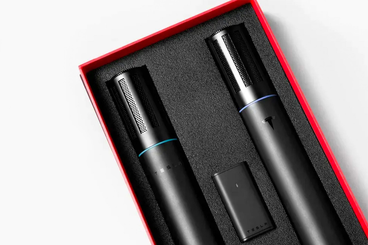 Tesla presenta un micrófono para los amantes del karaoke