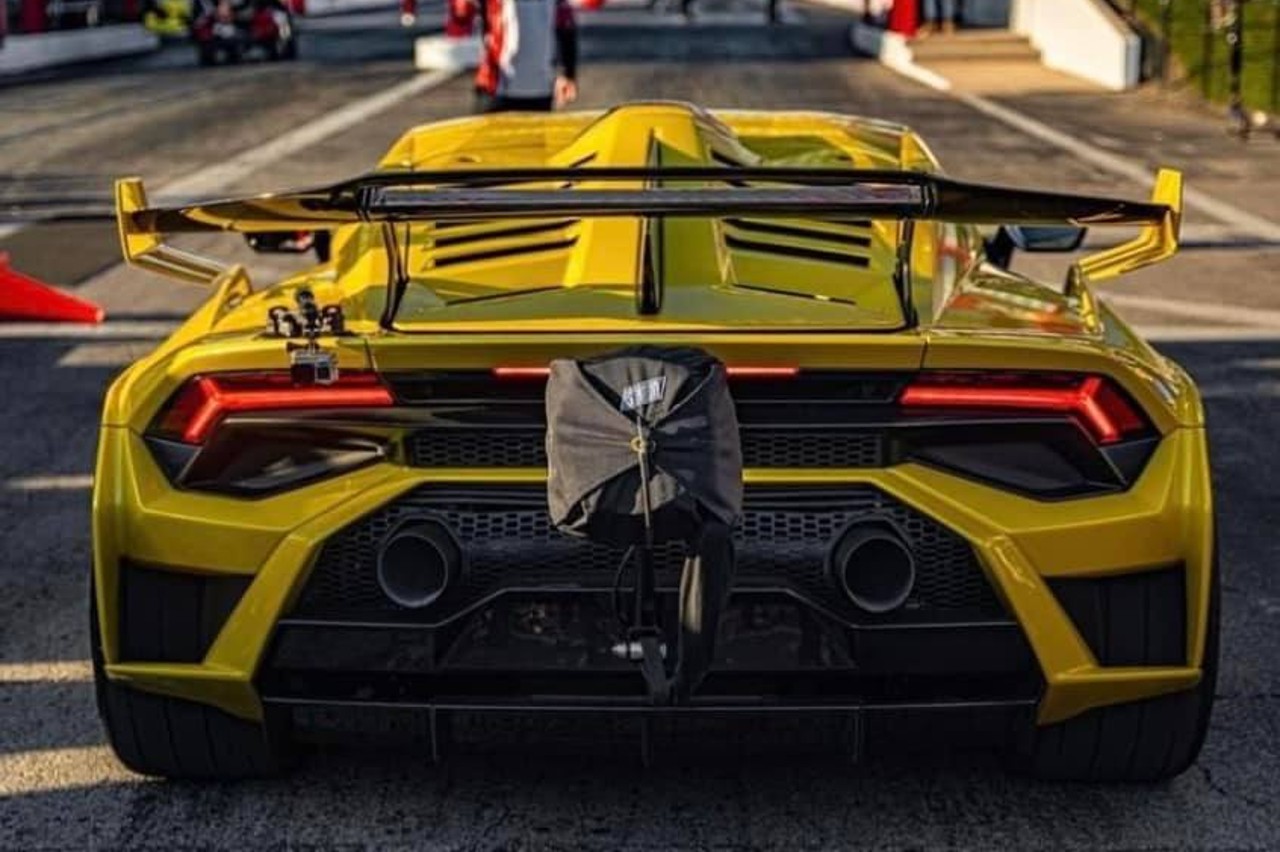 Sale a la venta un Lamborghini Huracan STO Underground Racing con 3.000 ...