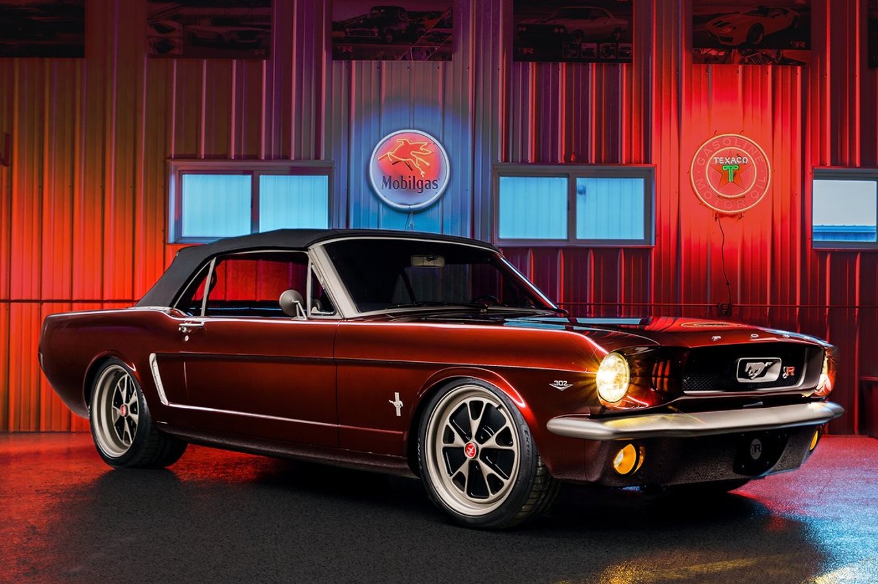 Ford Mustang Convertible CAGED, el nuevo y espectacular restomod de ...
