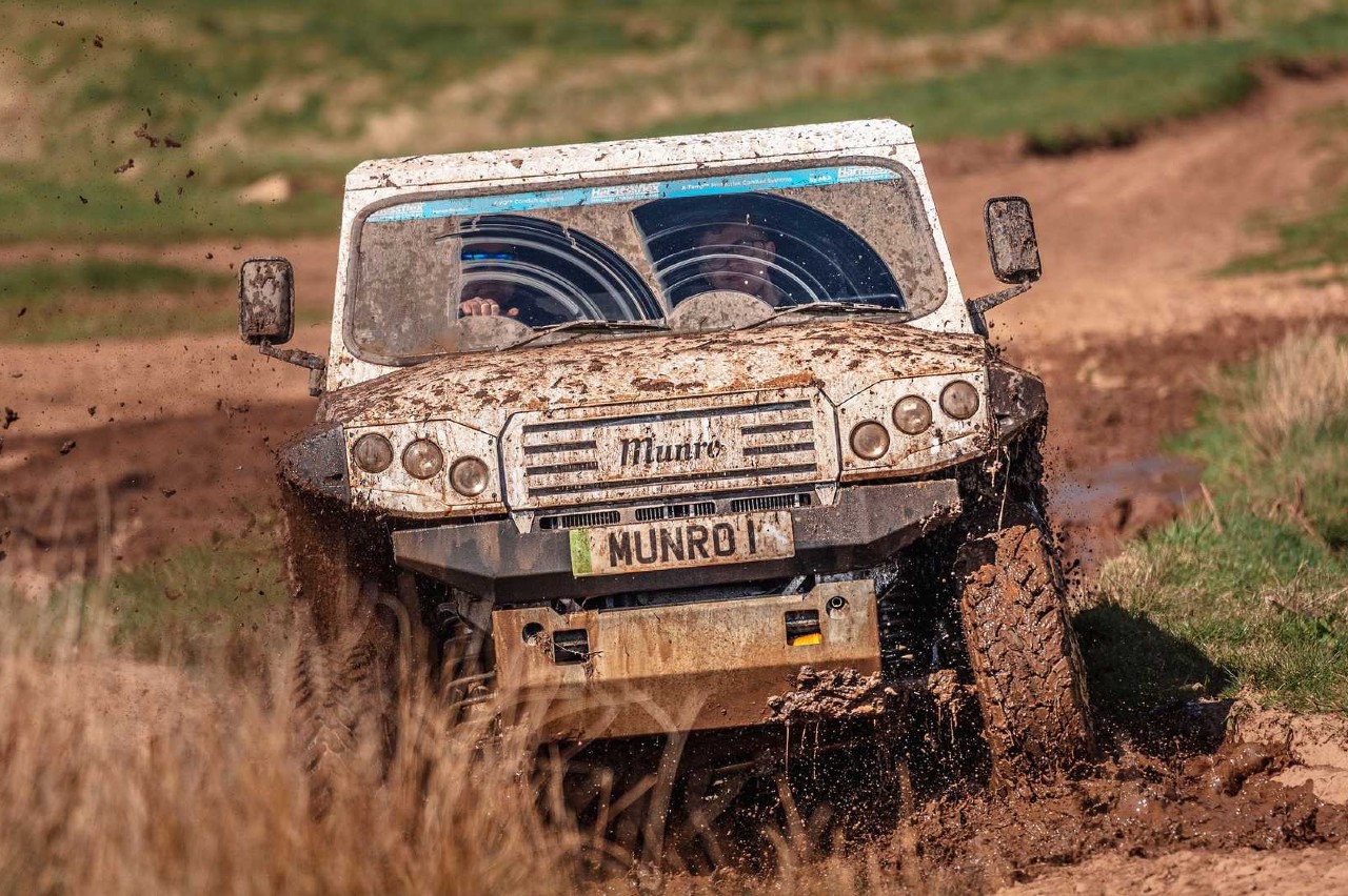 Munro Mark 1: así es el Hummer europeo, un todoterreno eléctrico con ...
