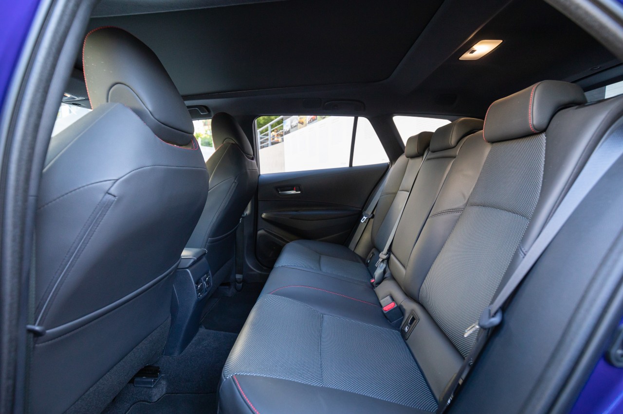Toyota Corolla Electric Hybrid 2023: más equipamiento y motores más ...