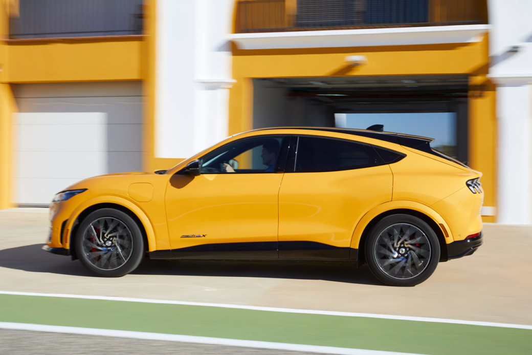 PRUEBA: Ford Mustang Mach-E GT - Periodismo del Motor