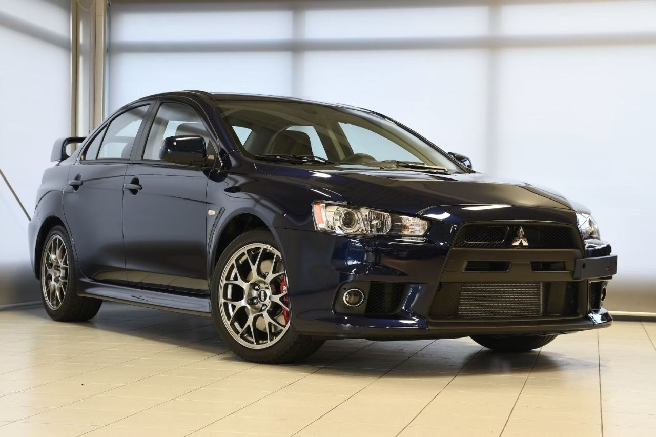 A subasta este Mitsubishi Lancer EVO X de 2014 con solo 62 kilómetros